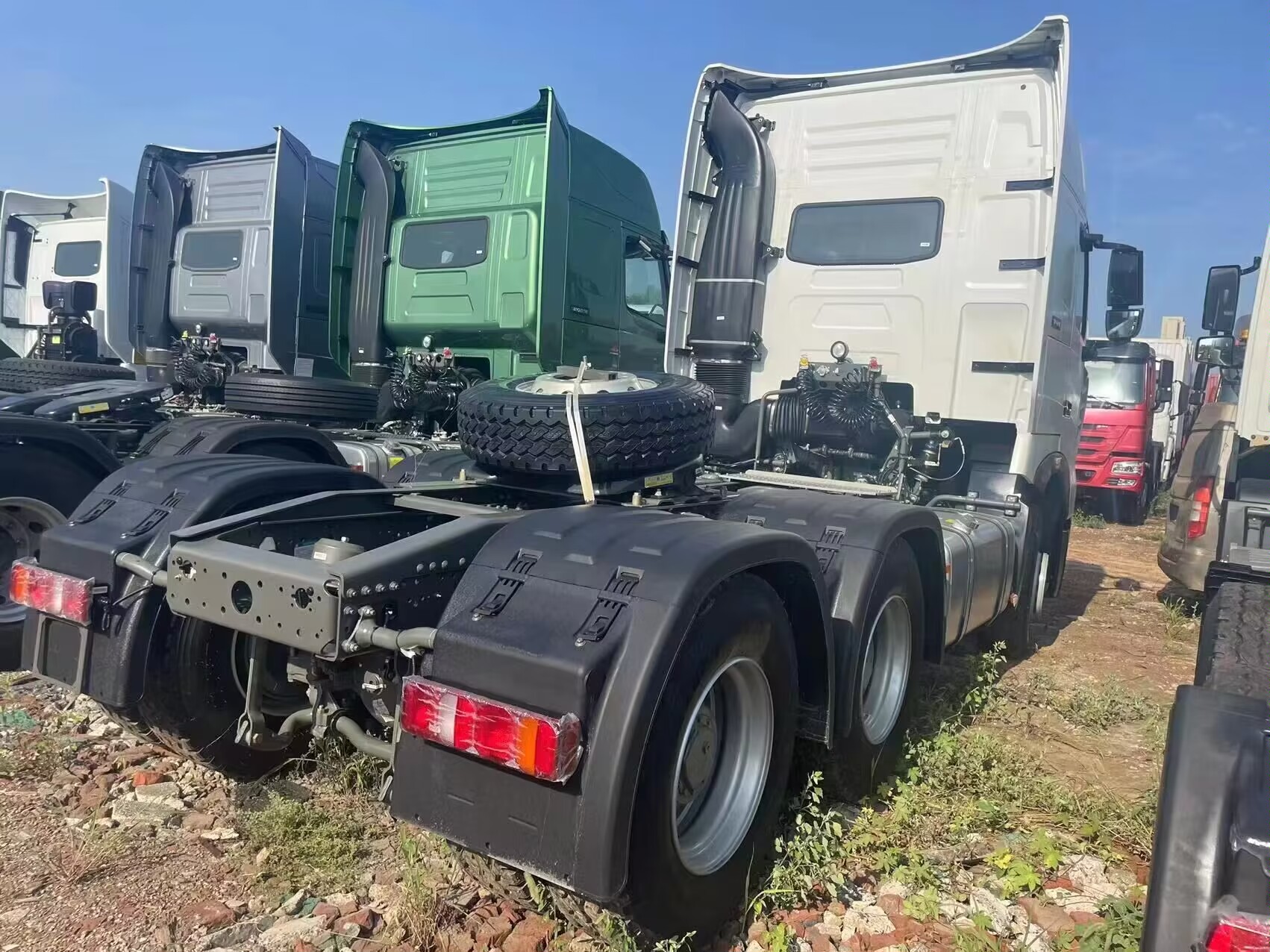 SINOTRUK HOWO A7 Tractor Truck Delivered to Uganda - SINOTRUK Hubei ...